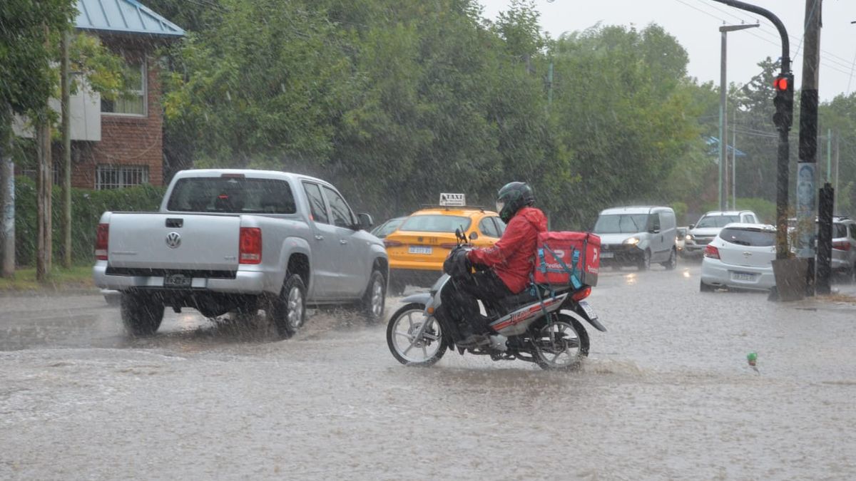 Lluvia y tormentas en Cipolletti: cuándo llegan según el pronóstico del tiempo