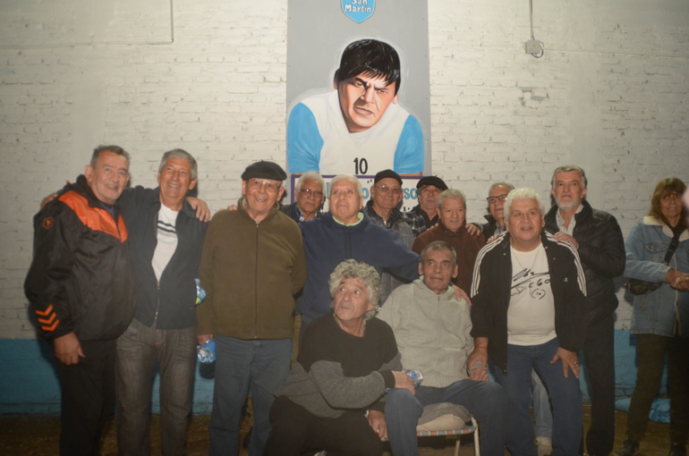 El emotivo homenaje en vida al Pato Alonso, una leyenda de San Martín