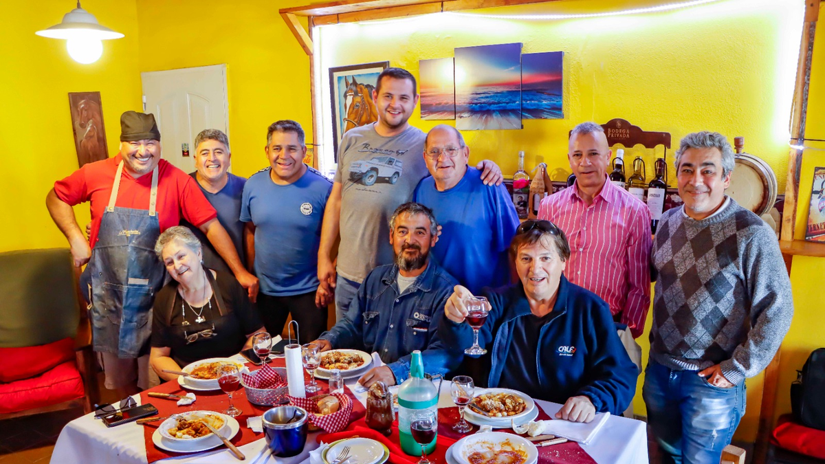 Cumple 50 años el Bodegón de la bohemia y las mejores milangas del mundo