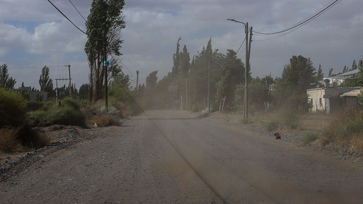 El viento fuerte llega a Cipolletti: a cuánto llegarán las ráfagas