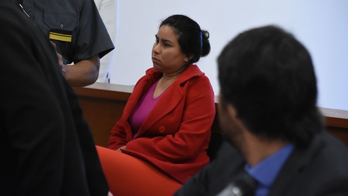 Monsalve a su pareja: Yo no digo nada por cuidarte