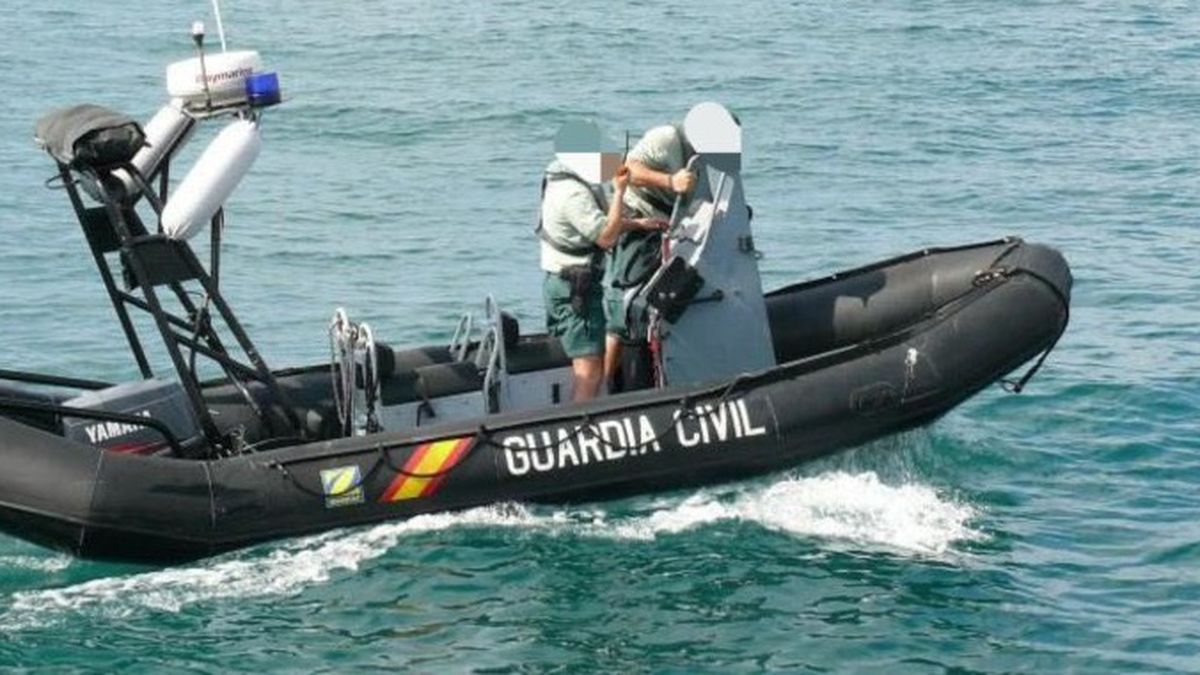 Brutal ataque narco en España: arrollan con una lancha un bote policial ...