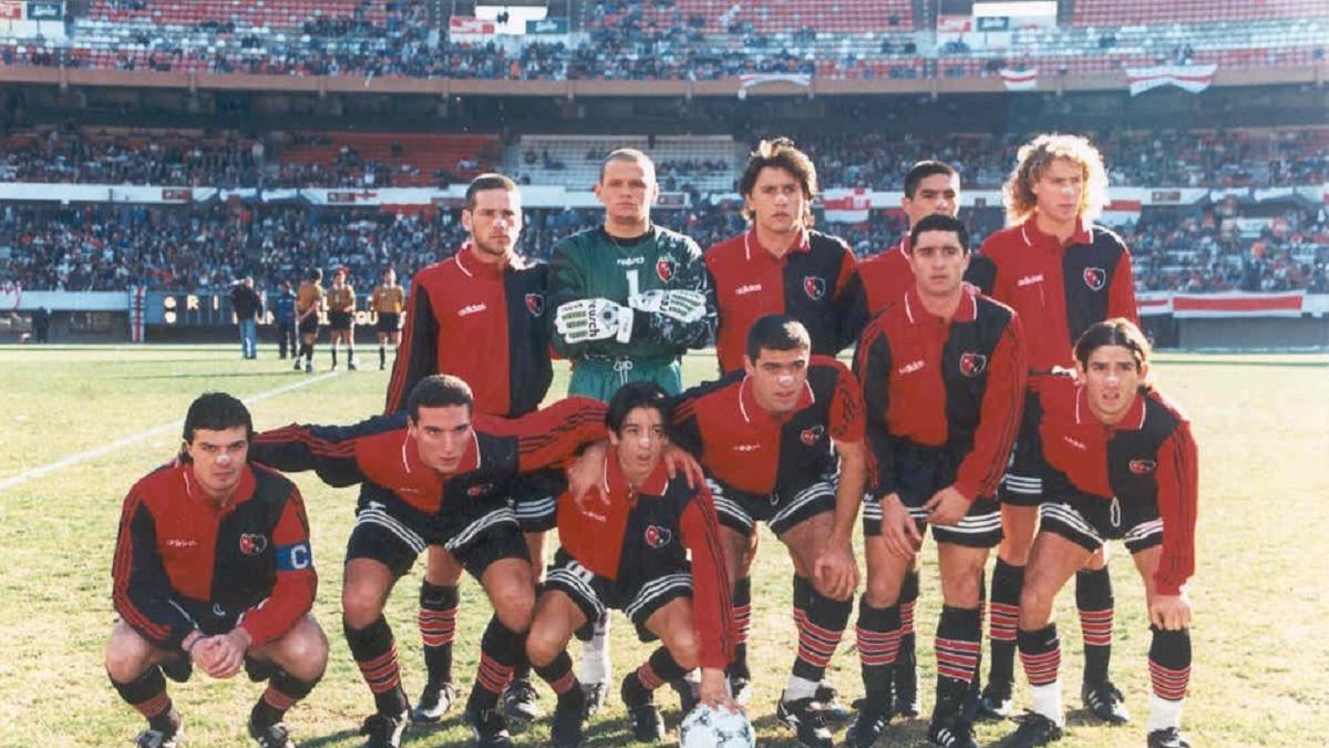 Cuando Gustavo Raggio jugaba con Lionel Scaloni y fue capitán en el ...